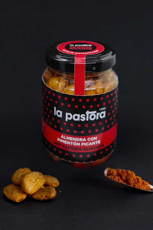 La Pastora Almonds with Hot Paprika 125g – Spanish Pig